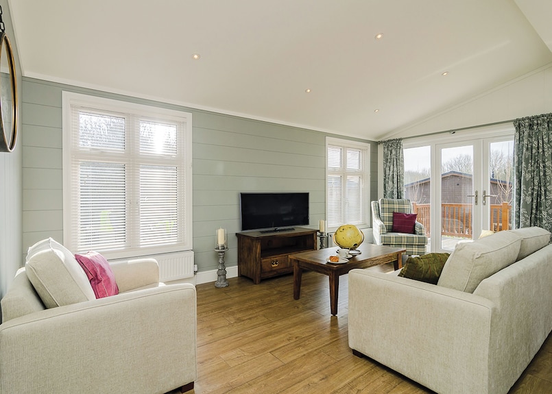 2 Bedroom Accommodation In Canterbury - Kent