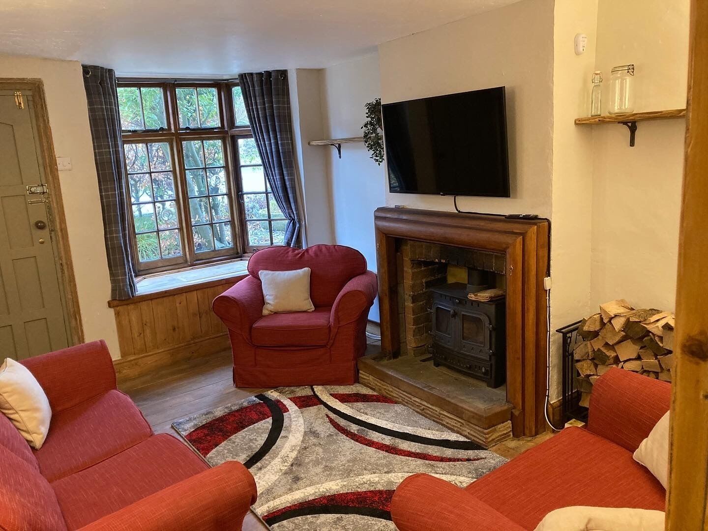 Cosy Piemans Cottage, Pulborough  South Downs Escape - South Downs