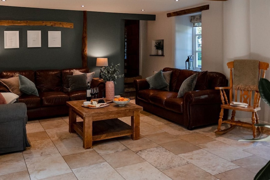 Carrholme Cottage - Rural Luxury, Sleeps 12 Guests In 6 Bedrooms - Settle