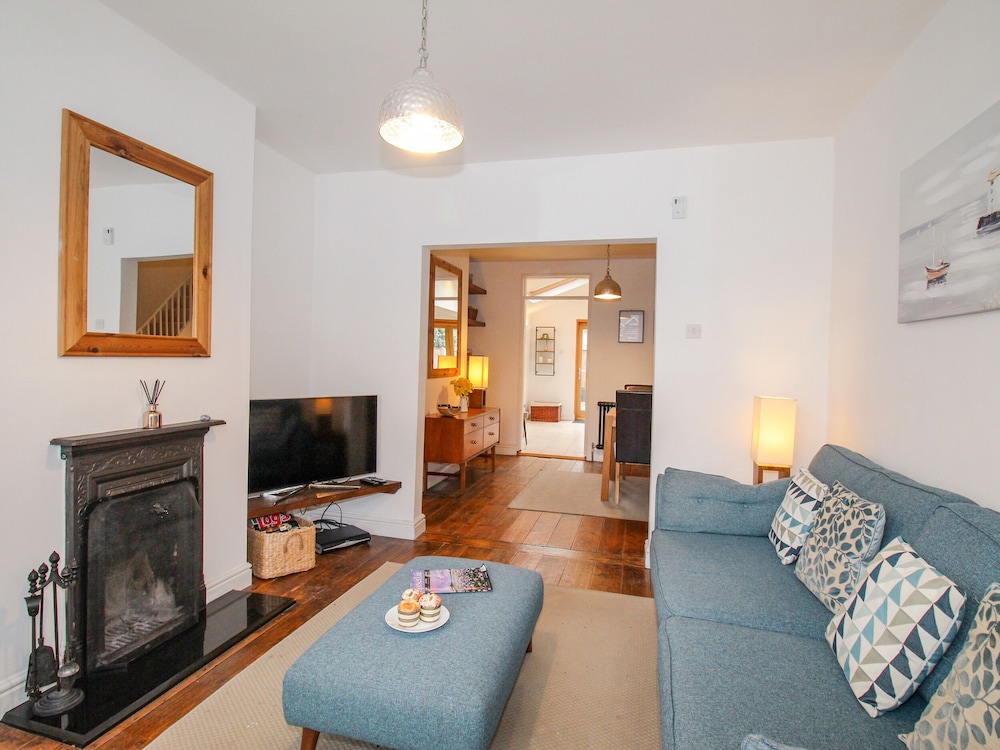 Owl's Rest - Weymouth