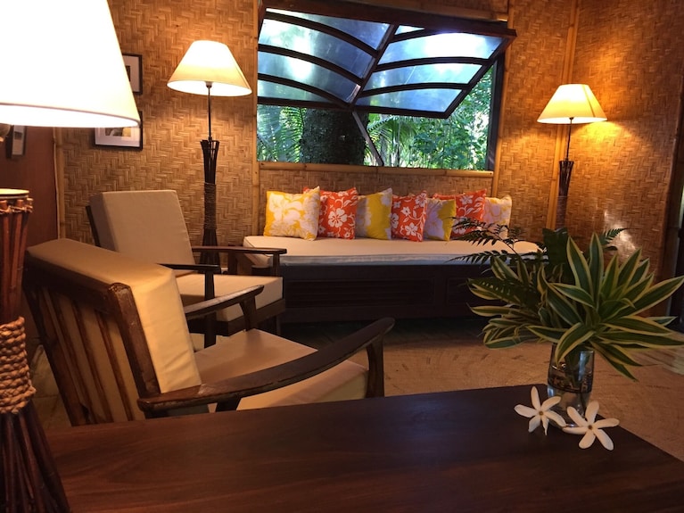 Private Tahitian Island. Sleeps Six - French Polynesia