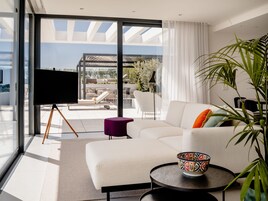 Cobertura, piscina particular, vista para o mar (Rooftop) | Cofres nos quartos, cortinas blackout, quartos à prova de som