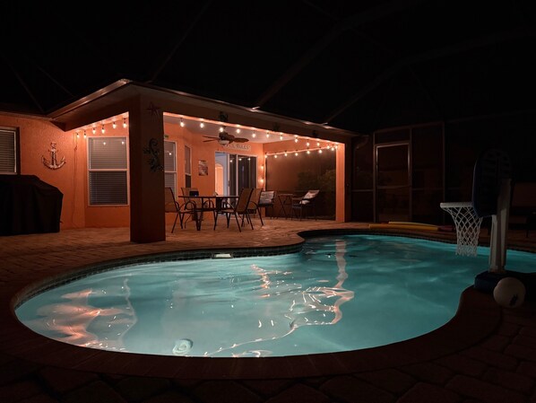 Family-friendly home. Heated pool w/lanai. Close to Pine Island ...