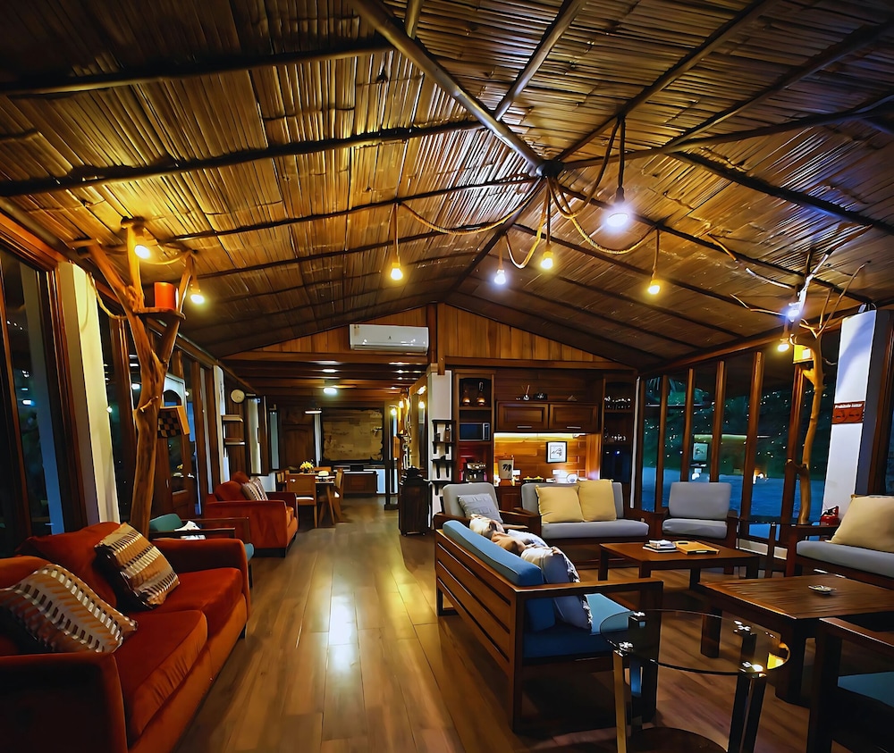 The River House - Imbabura