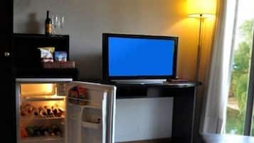 Estandar Doble | 1 quarto, minibar, cofre no quarto, Wi-fi grátis