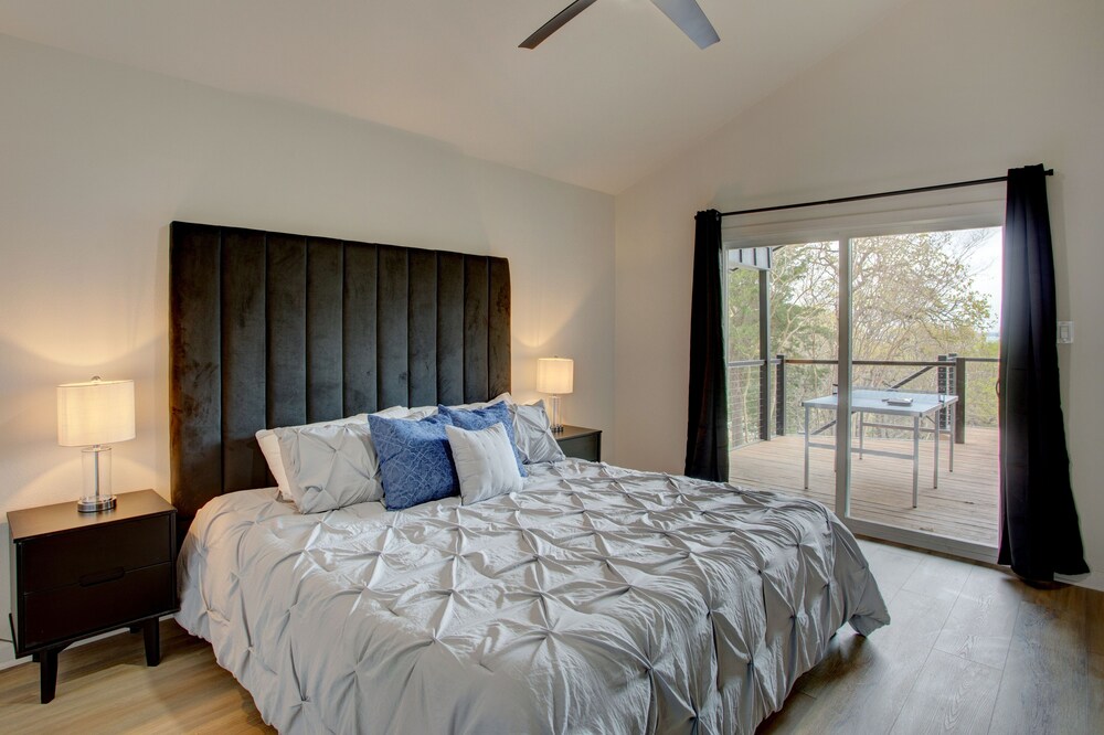 Breathtaking Views of Lake Texoma's beaches/Islands and Highport Marina ...