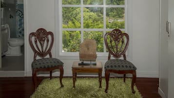 Quarto Familiar | Vista para o jardim