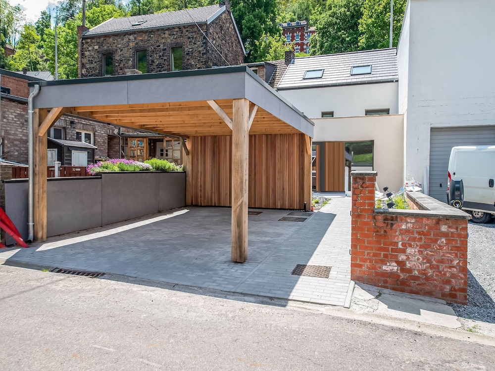 Comfort Near Historic Huy - Huy