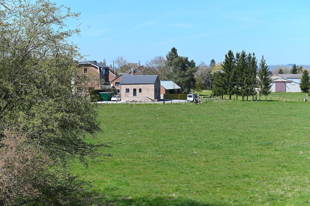 Holiday Home Near Ourthe River, Belgium - Hotton