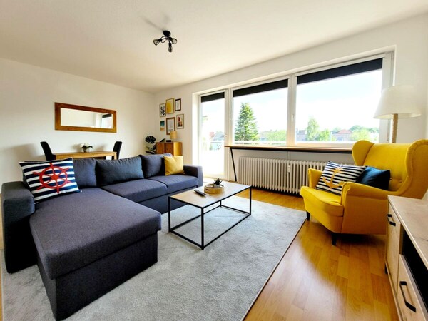 Stylish Apartment With Balcony - Wilhelmshaven