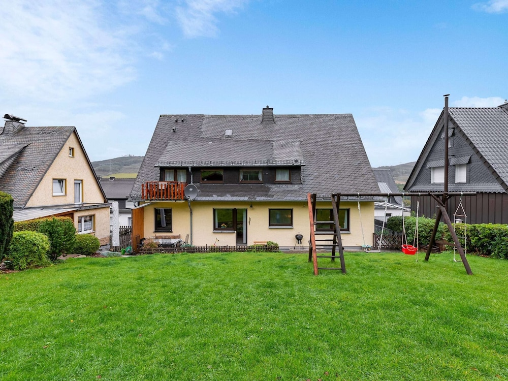 Apartment With Private Terrace In Velmede - Meschede