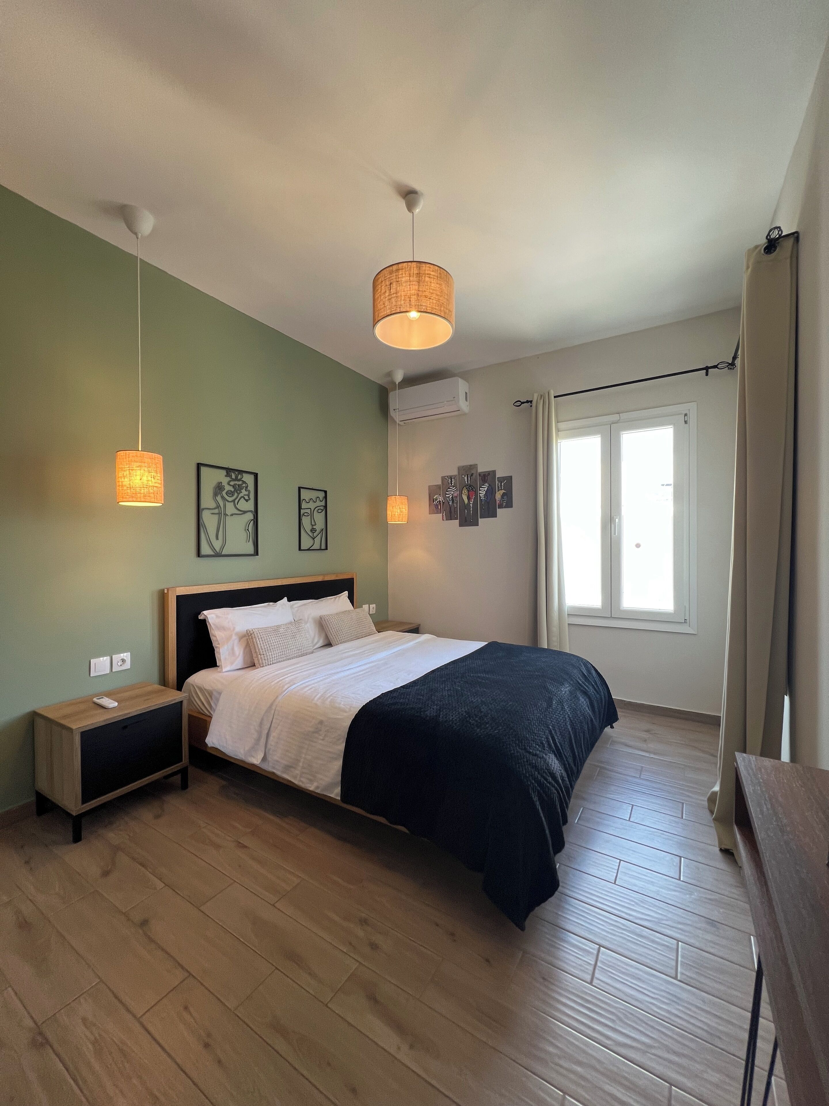 Apartamento com design assinado, 1 cama de casal | 1 quarto, roupas de cama antialérgicas, individualmente decorados