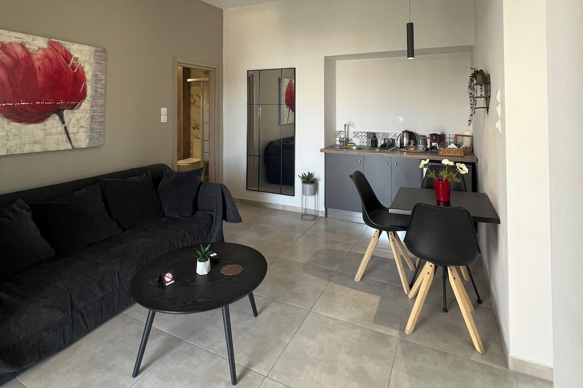 Apartamento conforto | Área de estar | Smart TV 43 polegadas com canais digitais, TV