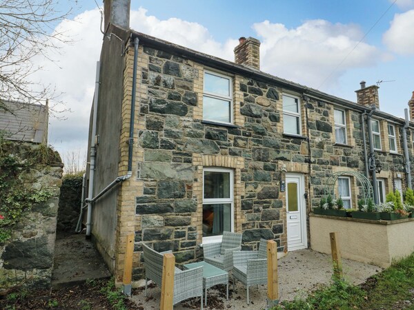 1 Dinas Cottages - Llŷn Peninsula