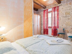 Casa | 3 quartos, com mobília individualizada, roupa de cama fornecida 
