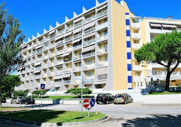 Caorle Holiday Home With Terrace - Caorle