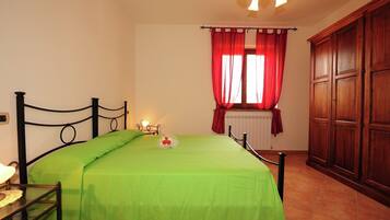 Casa | 1 quarto, individualmente mobiliados, roupa de cama