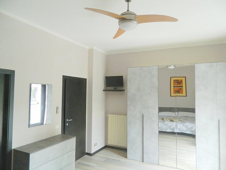 Casa Ennio: Un Moderno E Grazioso Appartamento Che è Parte Di Una Villa Su Due Piani Situato In Una Zona Tranquilla A Pochi Minuti Dal Centro. - Arezzo