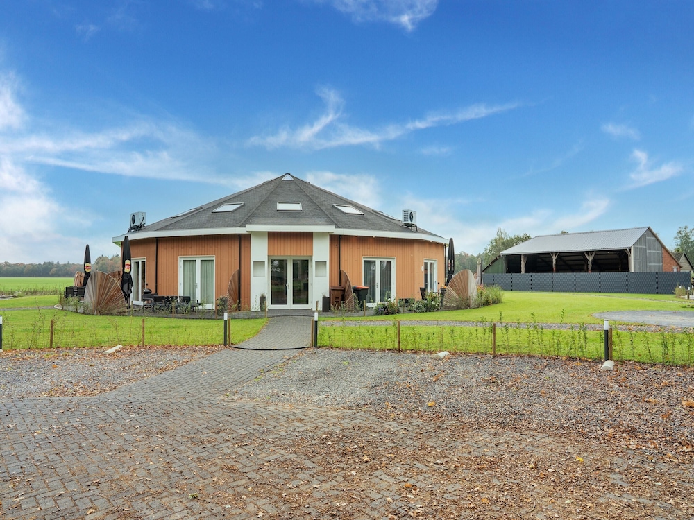 Holiday Home In Goirle Near Efteling Park - Goirle