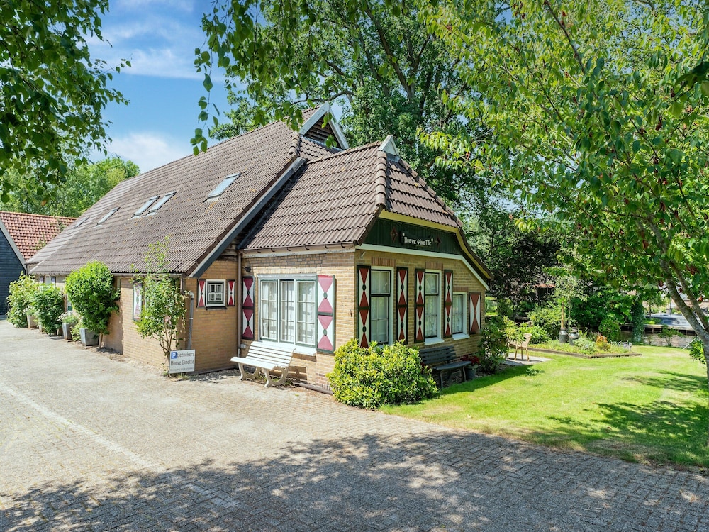 Holiday Home In The Heart Of Giethoorn - Giethoorn