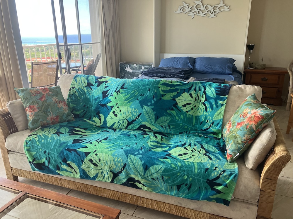 Ocean & Mountain View Studio In A Resort-like Complex. Makaha Valley, West Oahu - Hawaii