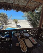 Café da manhã com buffet grátis todos os dias