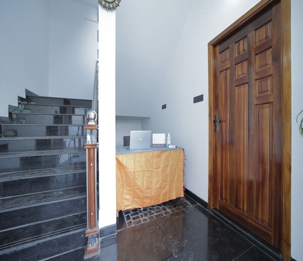 Apk Farm House - Noida