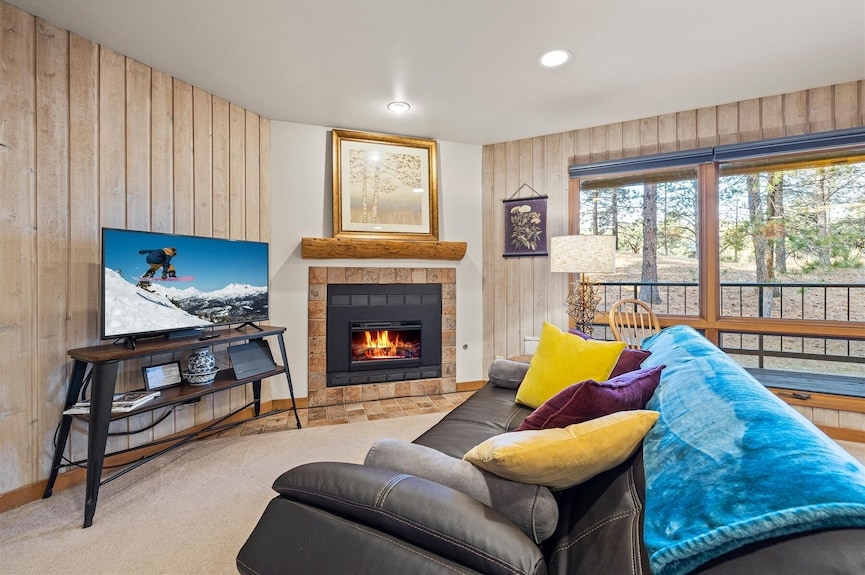 Mbv 160 | Mt Bachelor Village Resort, Pool Hot Tub - Bend, OR