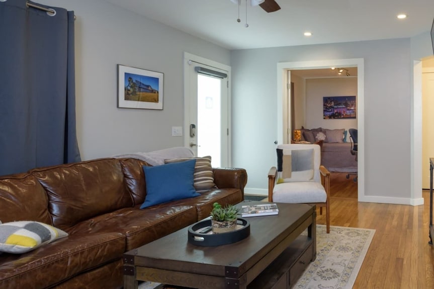 Luxury Retreat 1 Block To Downtown Op - Kansas City