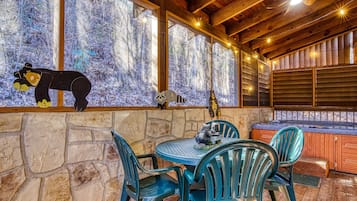 Cabine, 1 quarto | Restaurantes