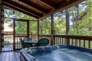 Cabana, 1 quarto | Hidromassagem interna