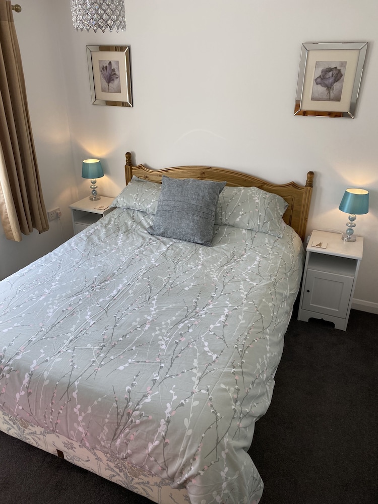 Modern 3 Storey Town House, Surrounded By Beautiful Rutland Countryside - Rutland