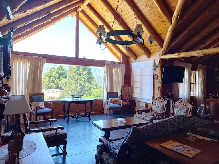 Casa De Montaña Ideal Para Aquellos Que Disfrutan De La Naturaleza - San Martin de los Andes