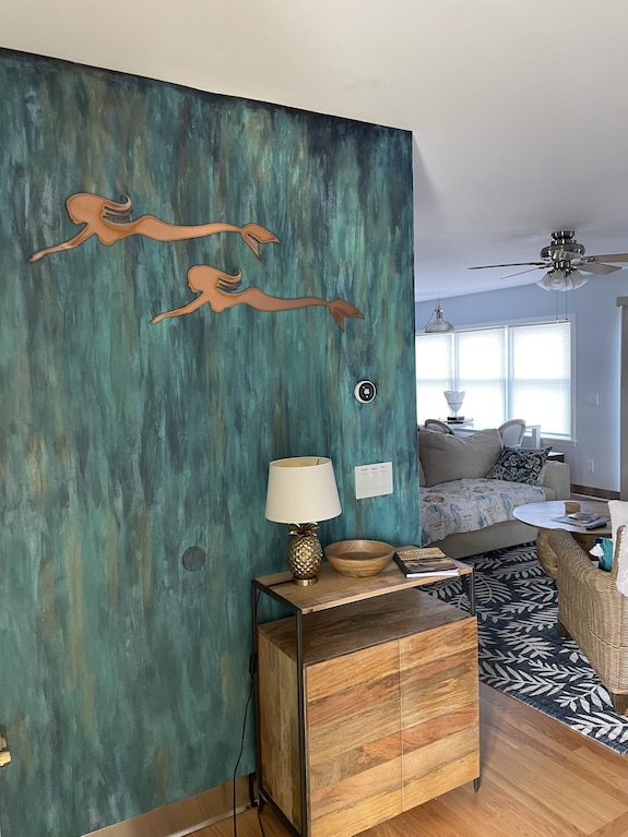 Restaurants, Shopping, Movie Theater, Beach + Kayak Launch In Walking Distance. - サウス・ヘブン, MI