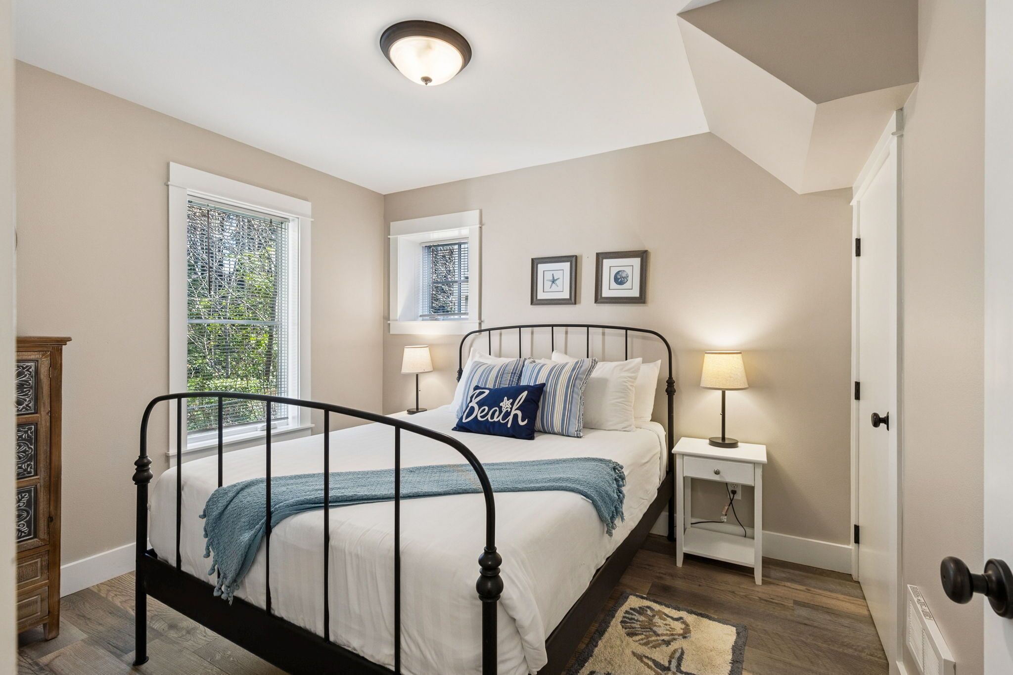 *New* Seabrook's Our Otter Home: Dog Friendly! - Pacific Beach, WA