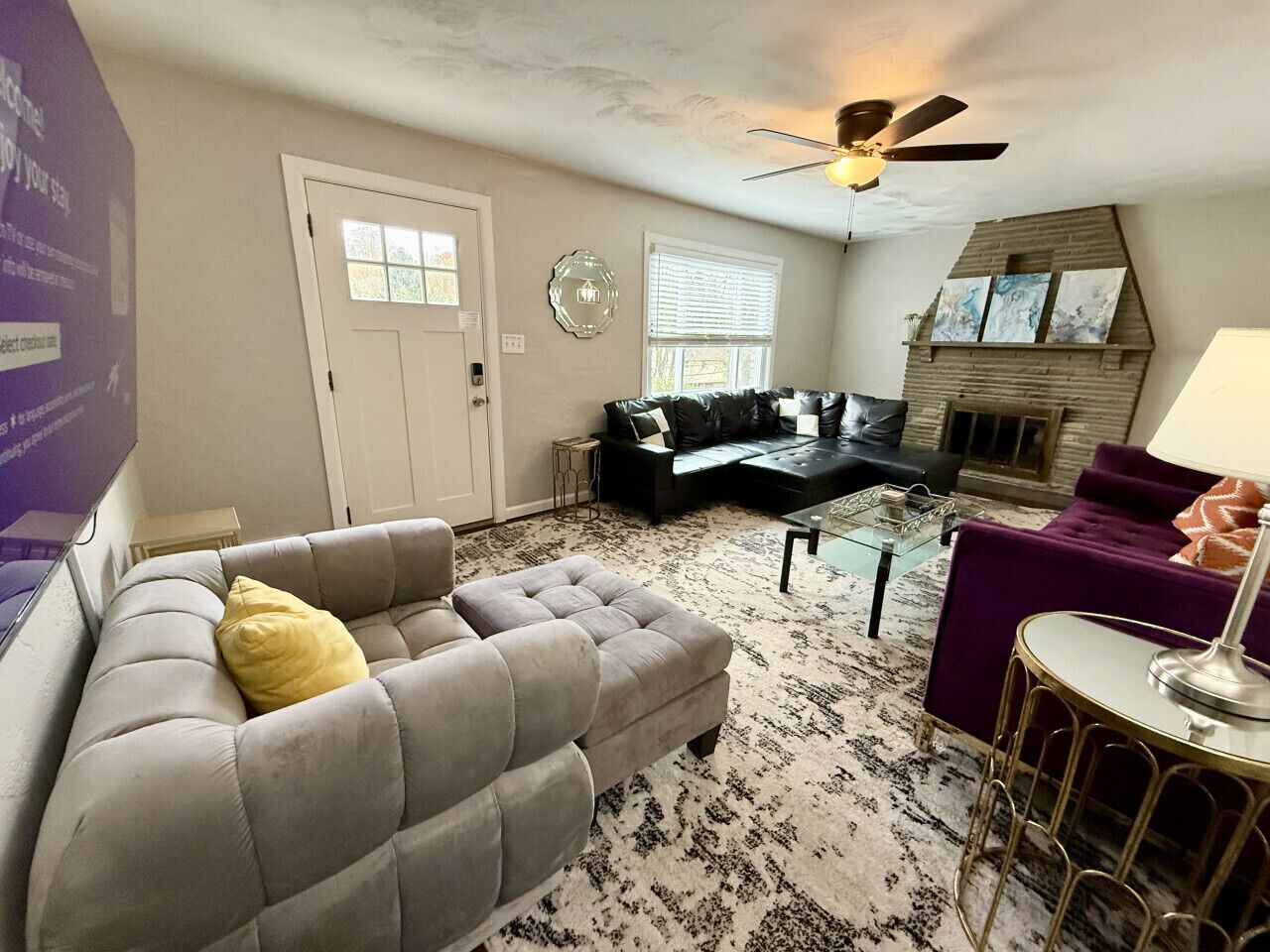 Incredible 5 Bed 2 Bath W/ Hot Tub Close To Pitt - Pittsburgh, PA