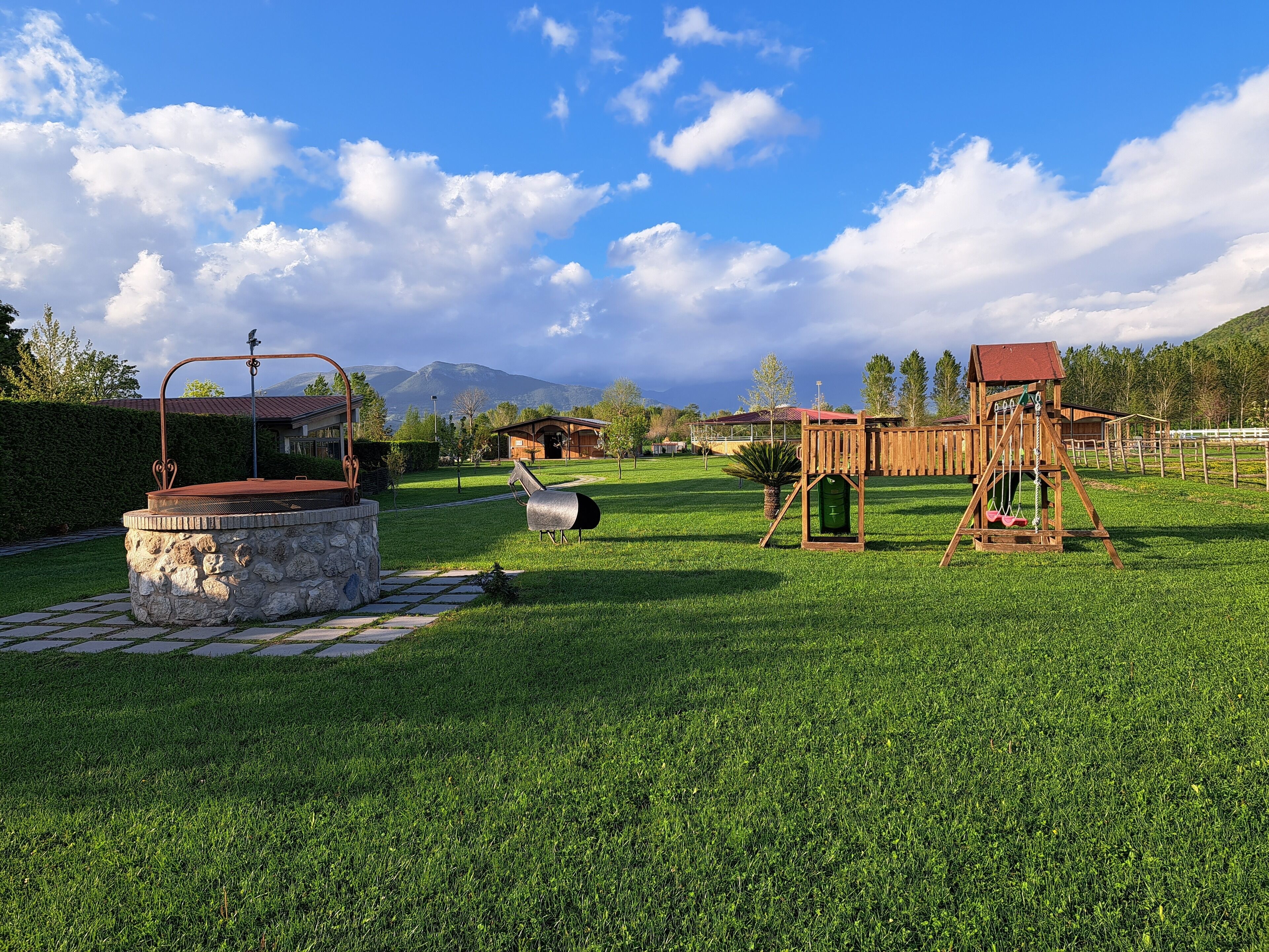 Área de recreio para crianças (ao ar livre)