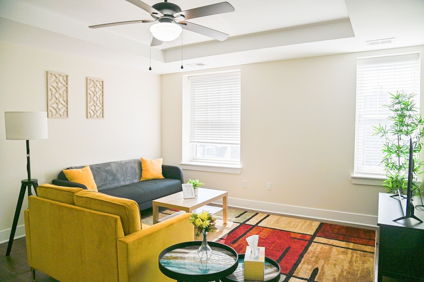 Spacious 2 Br Apartment 10 Minutes From Downtown In The Heart Of Midtown - Detroit