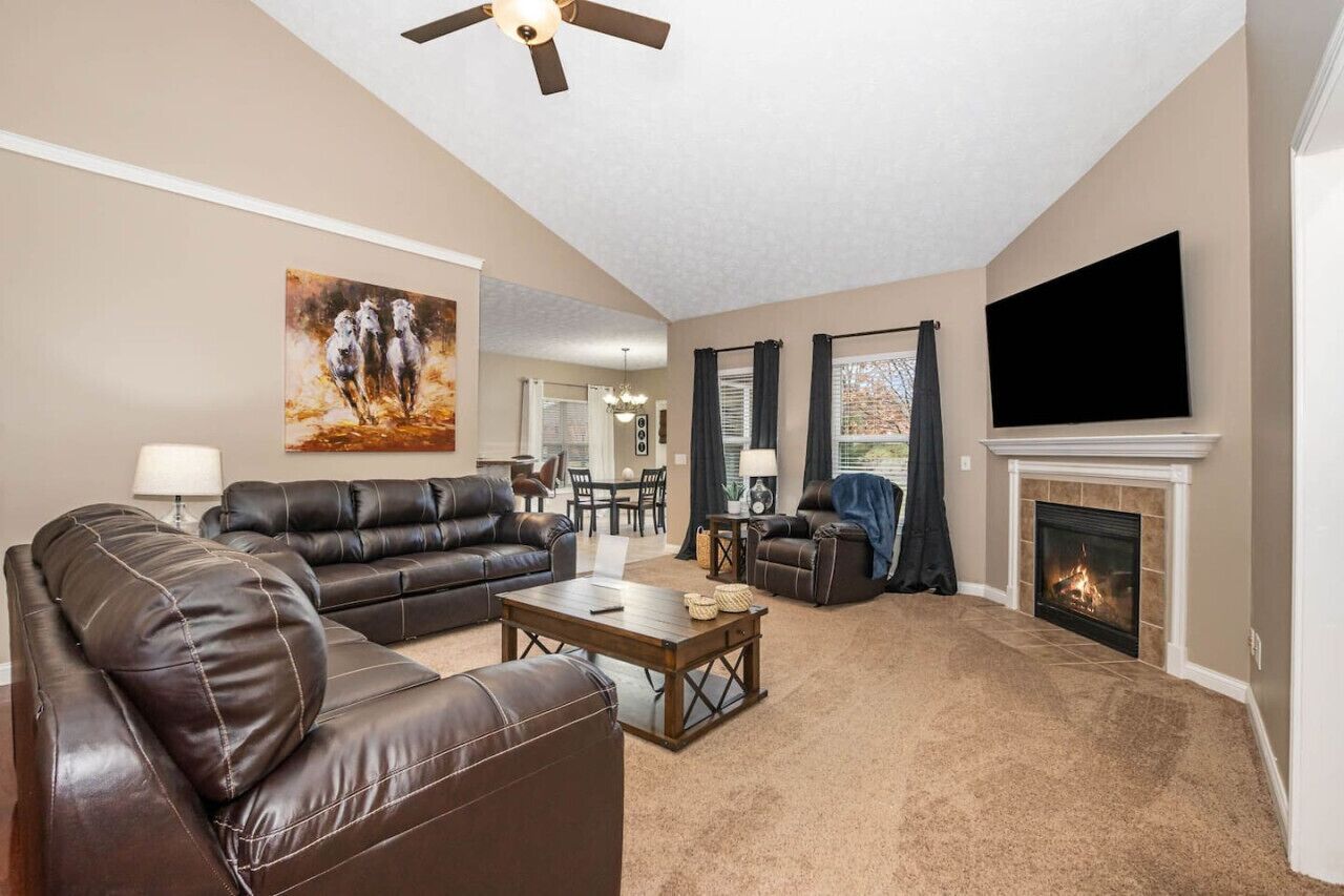 9287 Maxwells Crossing · New! Large Home In Great Suburban Neighborhood. - Waynesville, OH