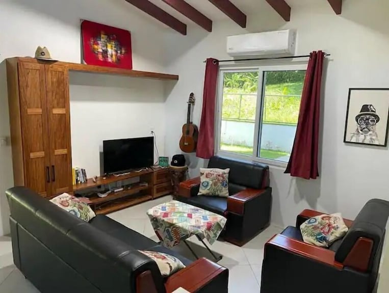 Casa Caspio - Pavones