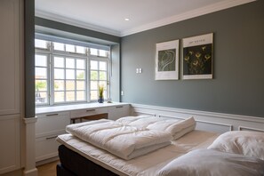Apartamento superluxo, 2 quartos (4 persons Shared Terrace) | Individualmente decorados, individualmente mobiliados