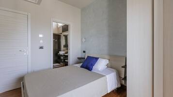 Quarto Duplo Empresarial para 1 Pessoa, 1 cama de casal, não fumadores, vista para o mar | Roupa de alta qualidade, edredões de penas