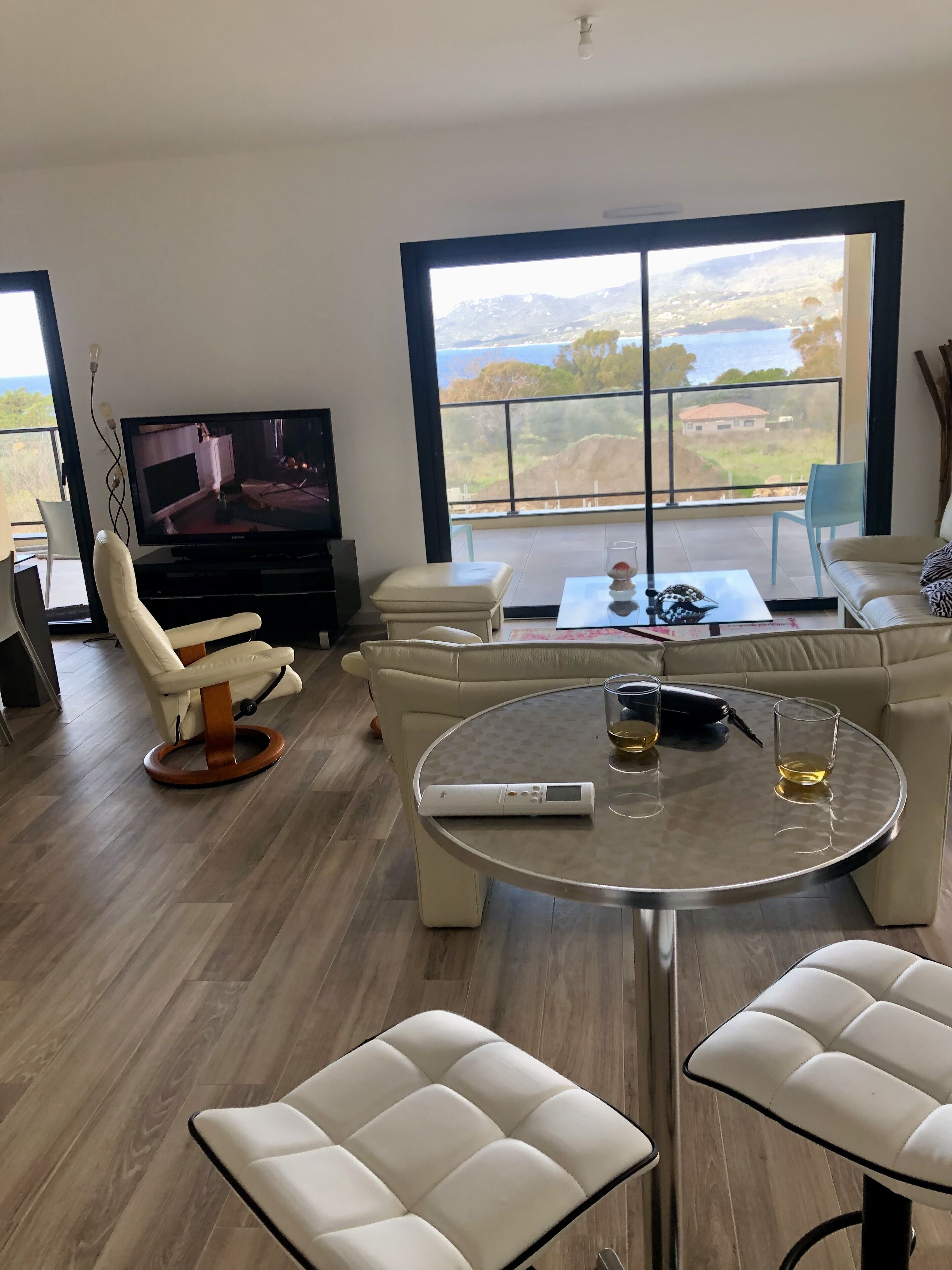 Very Large New Apartment 300 M From The Beach Superb Sea View 6/8 Pp - Propriano