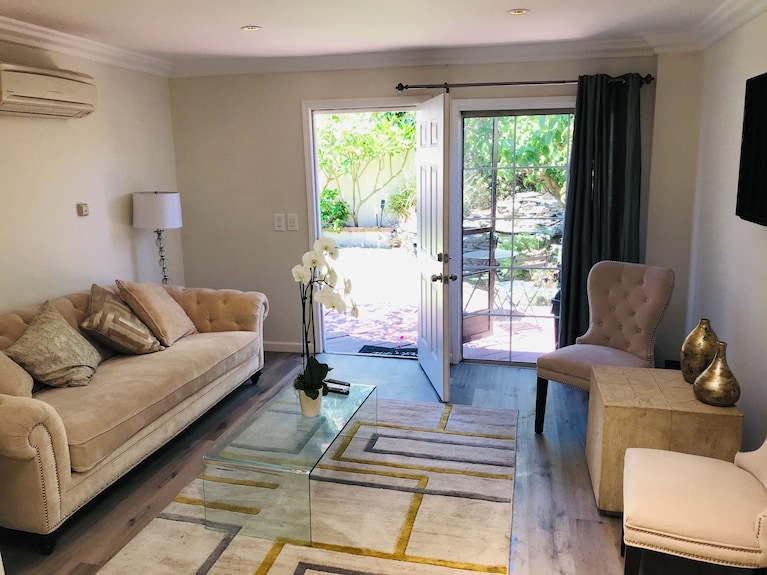 Lovely 5bd Home In Beverly Hills - Beverly Hills, CA