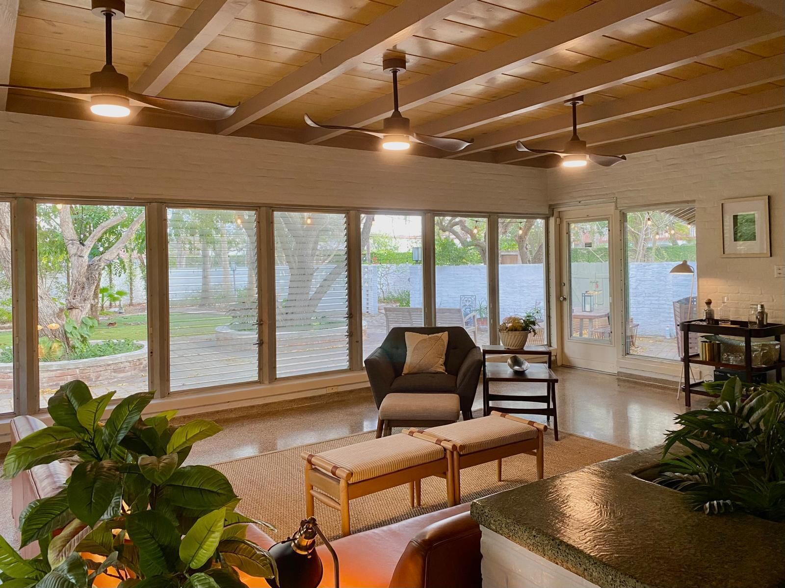 The Palm House Mid Century Modern Historic Palm Blvd - Brownsville, TX