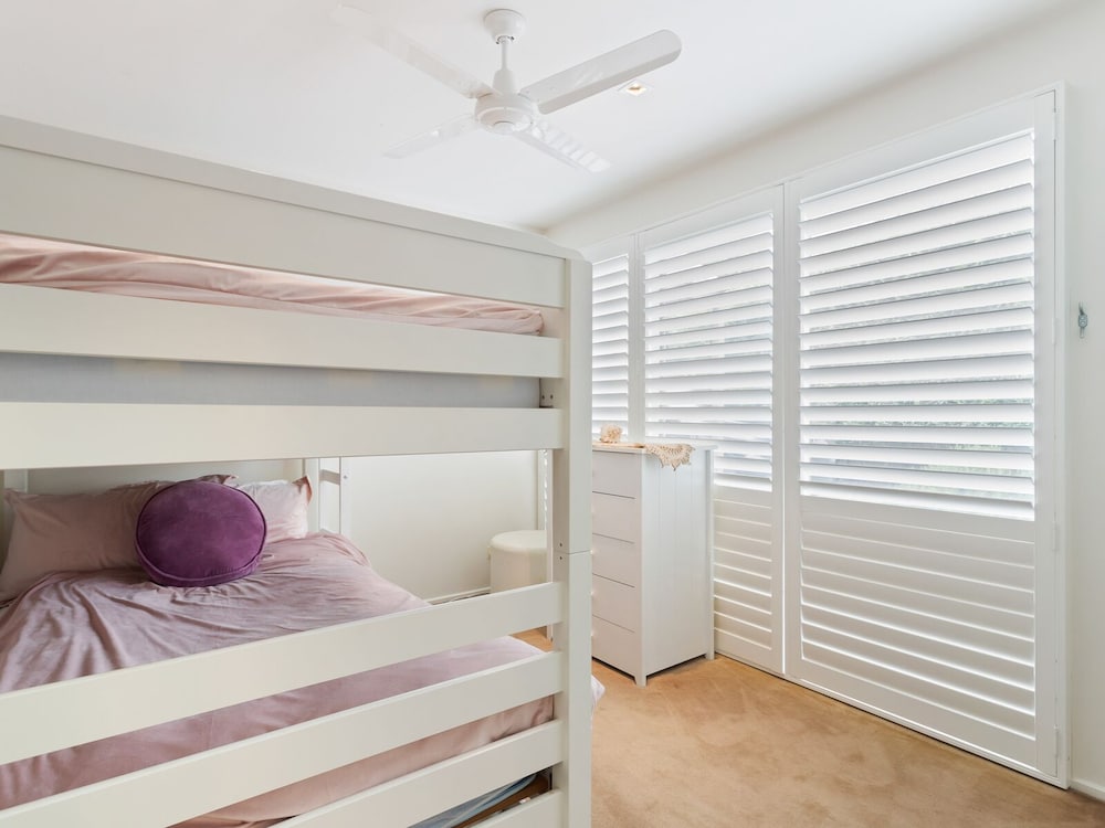 Kos Place By Ready Set Stay- Wifi, Fireplace, Linen, Towels, Walk To The Beach - Sorrento