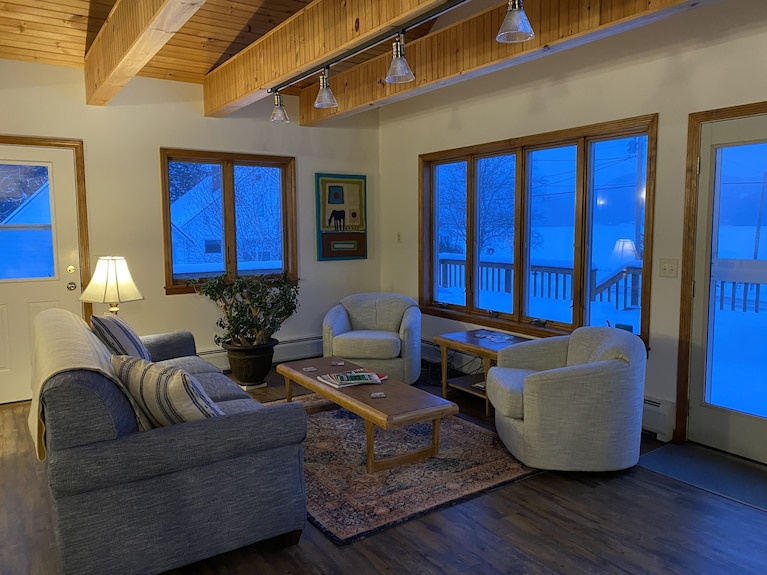 Spacious Northeast Kingdom Retreat On Beautiful Shadow Lake! - Greensboro, VT