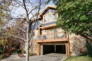 Condo, 3 quartos | Fachada