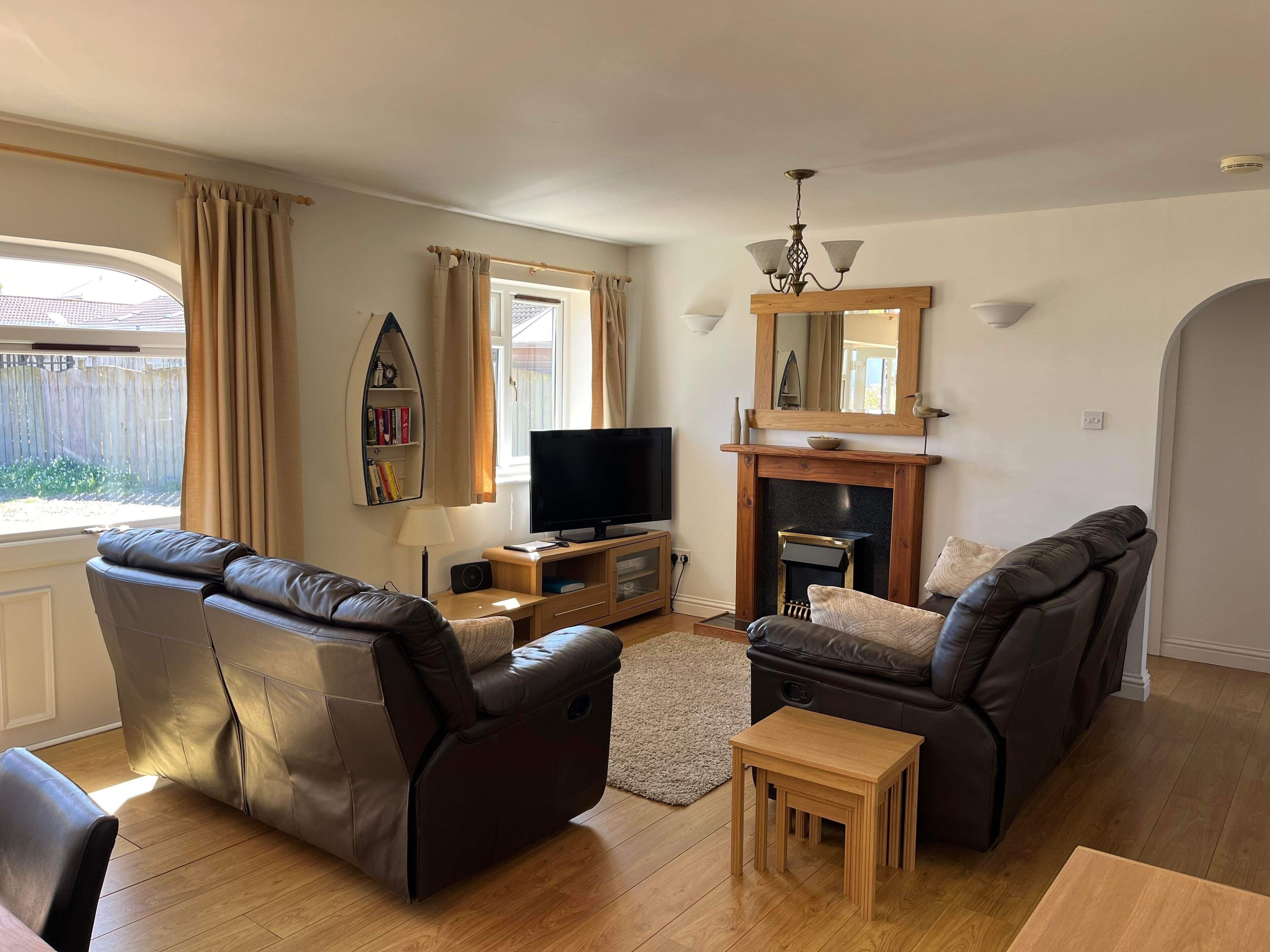 Beachcombers, Pet Friendly, Character Holiday Cottage In St Merryn - Constantine Bay
