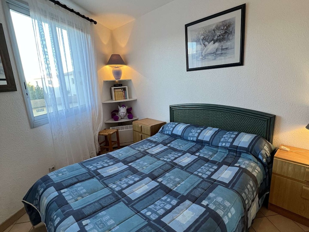 Cozy 2-room Apartment Near Beach And Shops, Sleeps 6 - Valras-Plage
